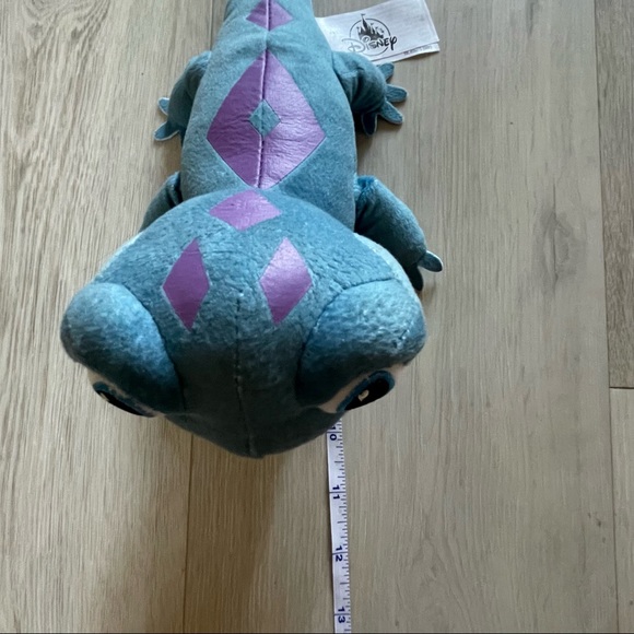 Disney | Toys | Nwot Bruni Frozen 2 Fire Spirit Salamander Lizard Plush ...